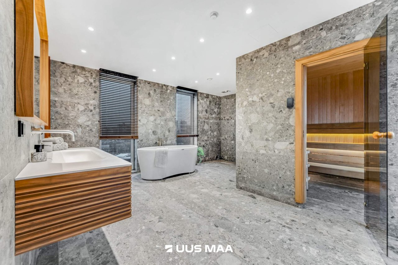 Properties - Luxum
